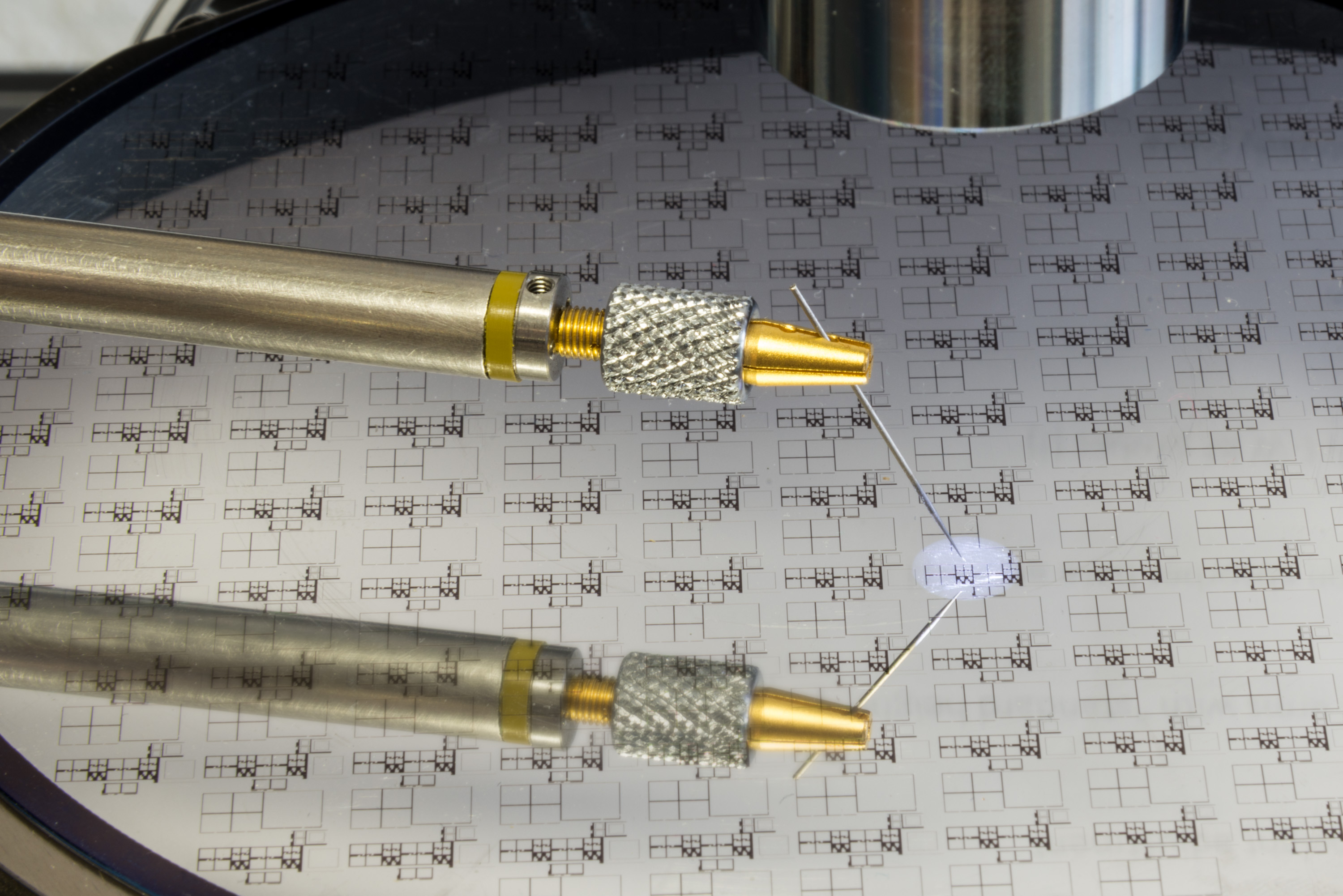 DC & RF Probe Arms - atv-systems.com